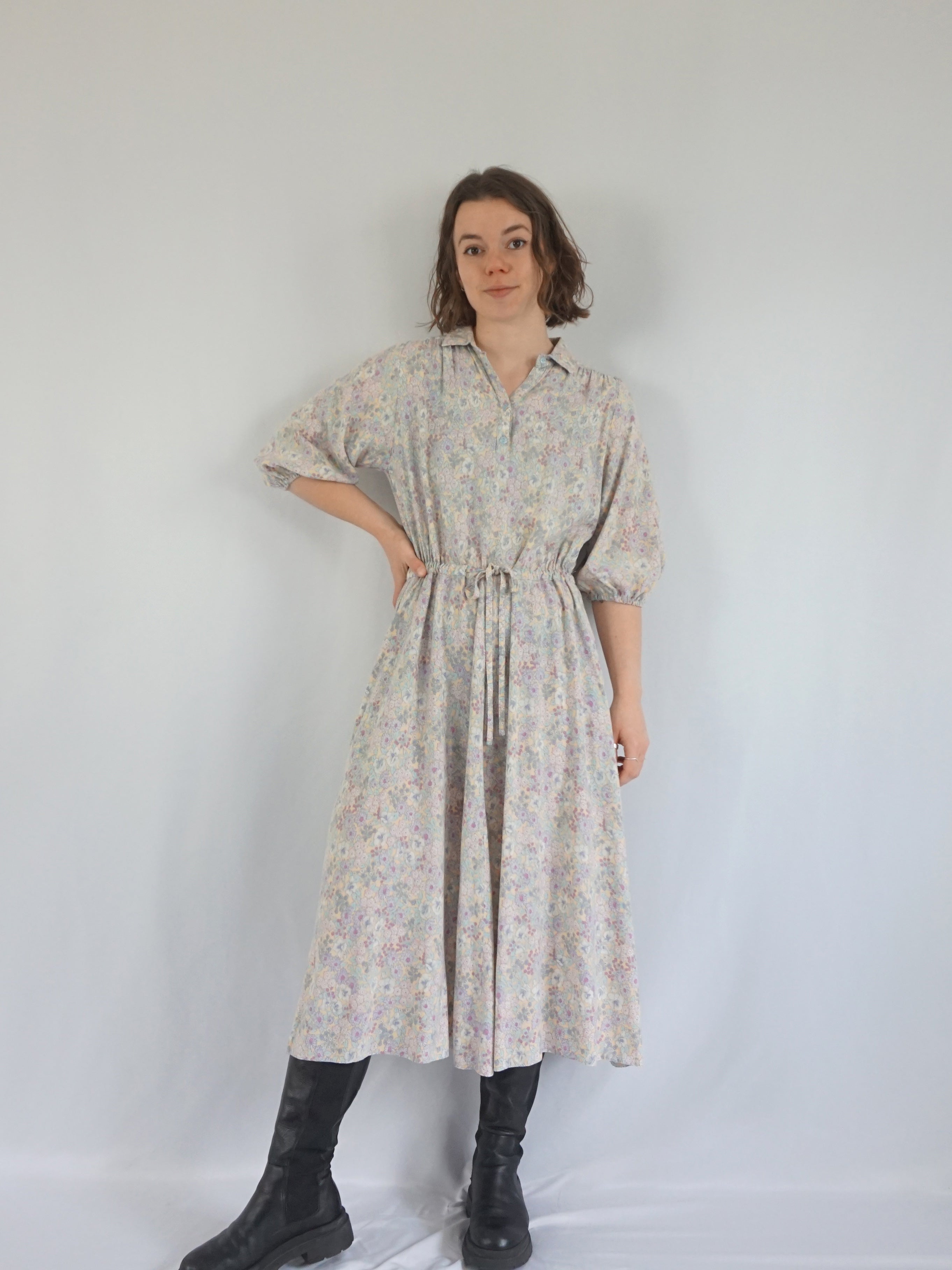 Vintage 70s Pastel Floral Midi Dress - M | Reloved Studio